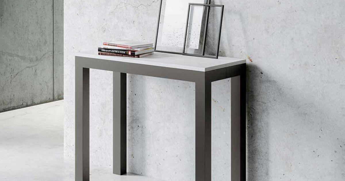Rozšiřitelná designová konzole ze dřeva a železa